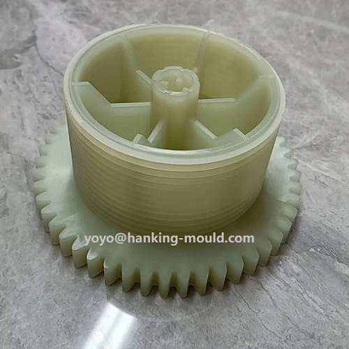 قولبة حقن البلاستيك والعتاد - HANKING MOULD